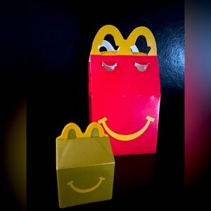 McDonald's | Toys | 2 Happy Meal Box Gold Lil Mcdonalds 225 Happy Meal ...